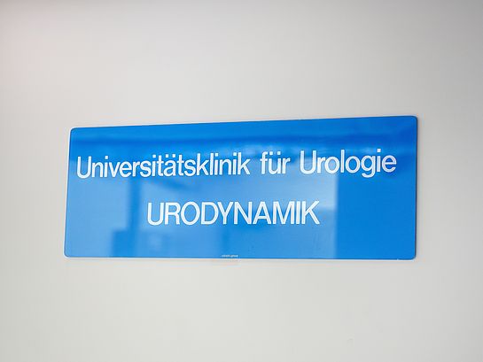 Für unsere Patientinnen und Patienten - Universitätsklinik für Urologie ...