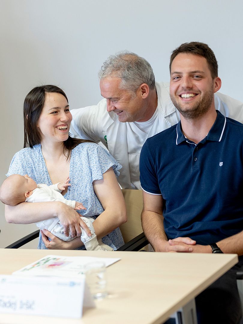 Riesenzysten in der Lunge: Baby Erik lebt dank der Expertise am ...